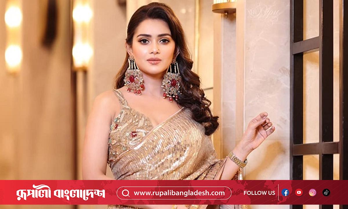 আবারও তানজিন তিশার বিরুদ্ধে মামলা